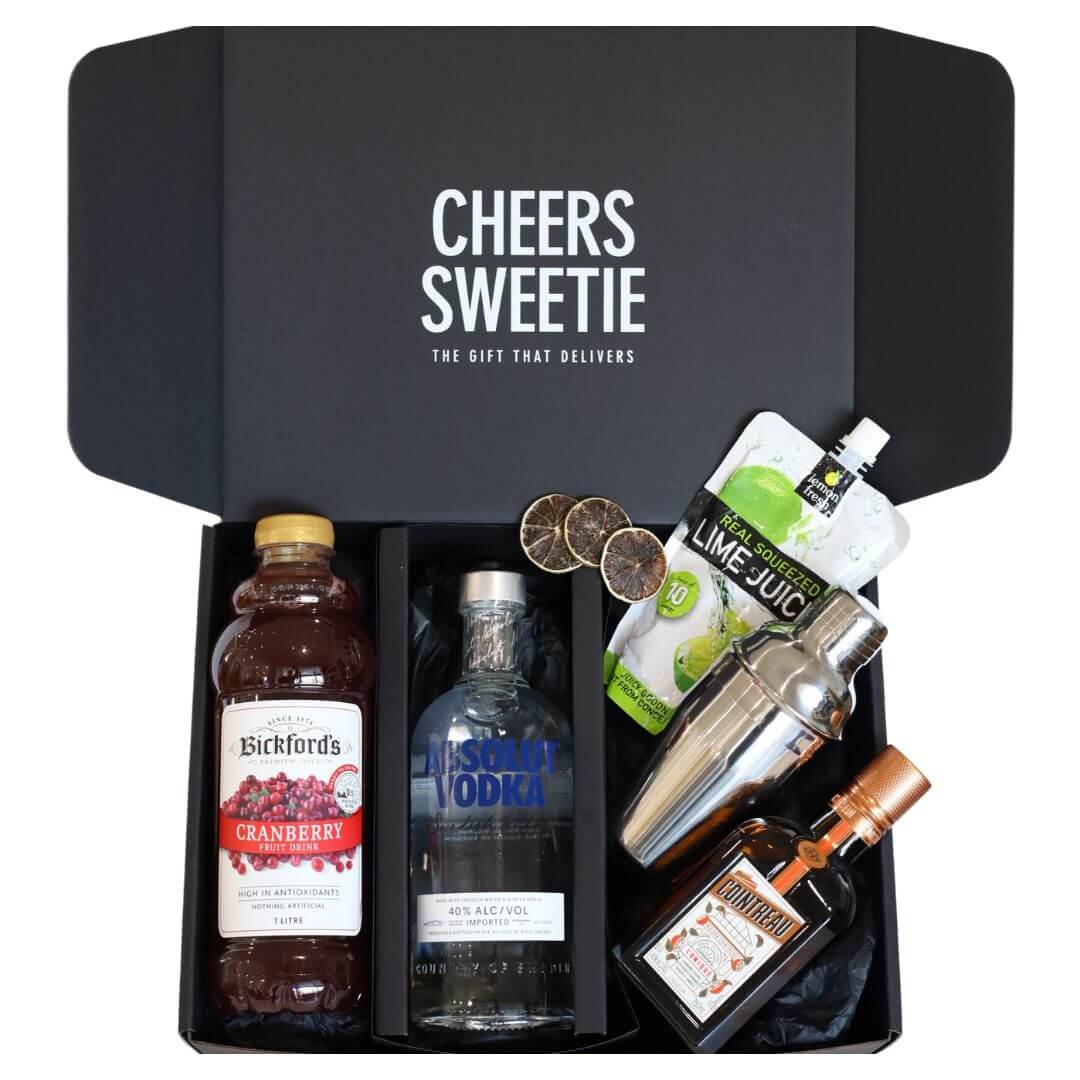 Cosmopolitan Cocktail Kit Hamper - Large | Cheers Sweetie